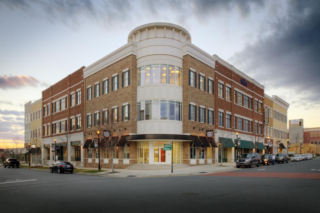 Raycom Media at Ayrsley Town Center - Studio Fusion